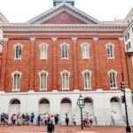 DC: Lincoln Assassination Walking Tour with Ford's Theatre - The Guide Experience: Knowledge and Engagement