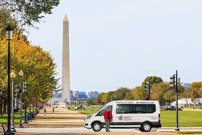 DC Monuments Small Group Guided Night Tour 3 Hours - A Complete Breakdown of the Nighttime Tour Experience