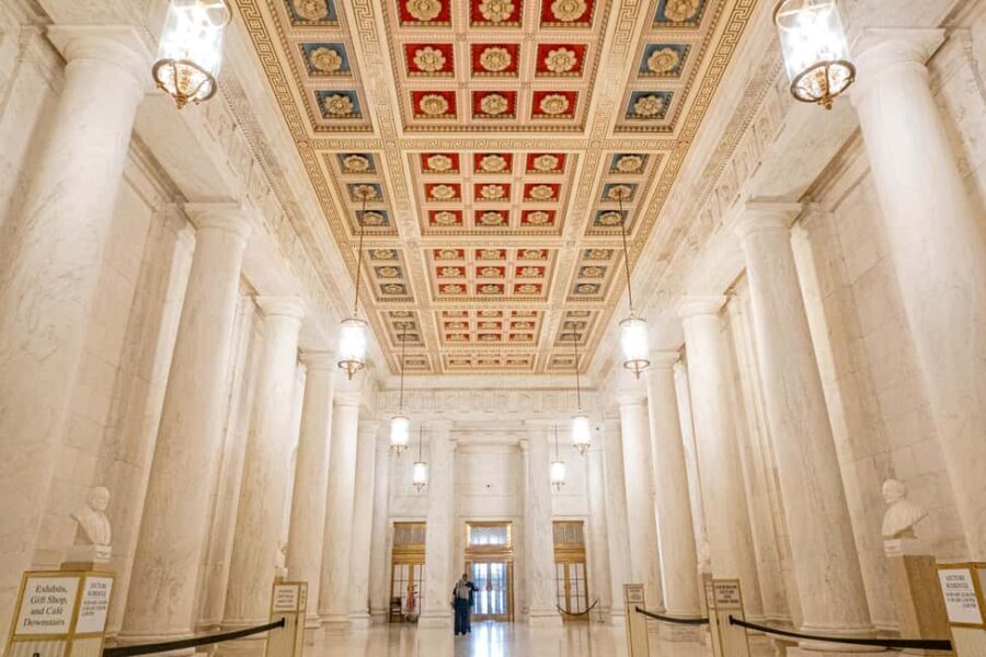 DC: Supreme Court, Folger, Library of Congress & US Capitol - The Value of This Tour