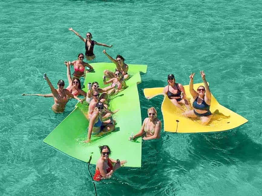 Destin: Crab Island Tiki Boat Cruise with Captain - Who Is This Tour Best For?