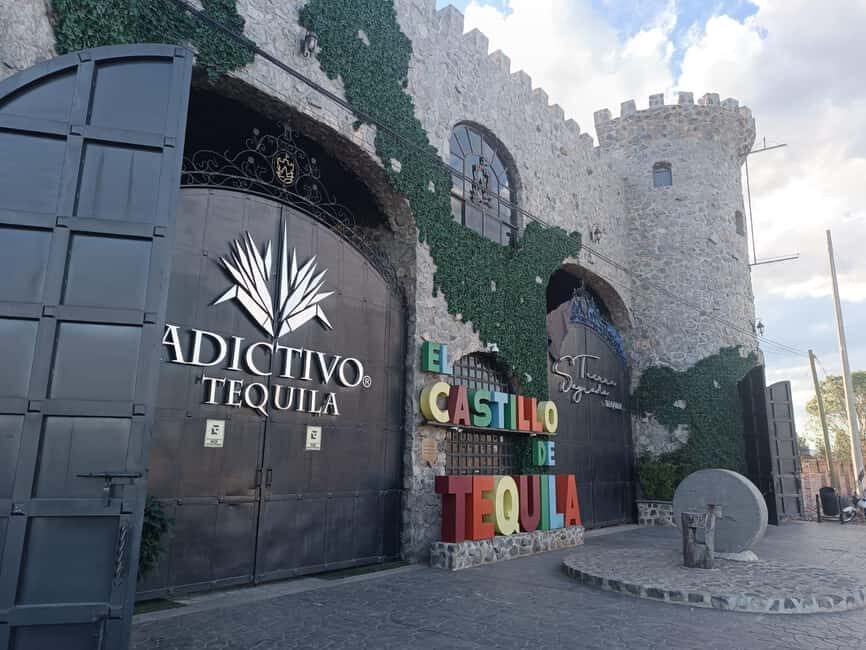 Destino Tequila: Experiencia Premier Privada - A Full Exploration of the Tequila Tour