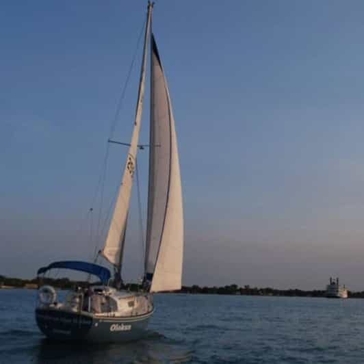 Detroit: Sailing Tour on the Detroit River - Practical Tips for Your Sailing Adventure