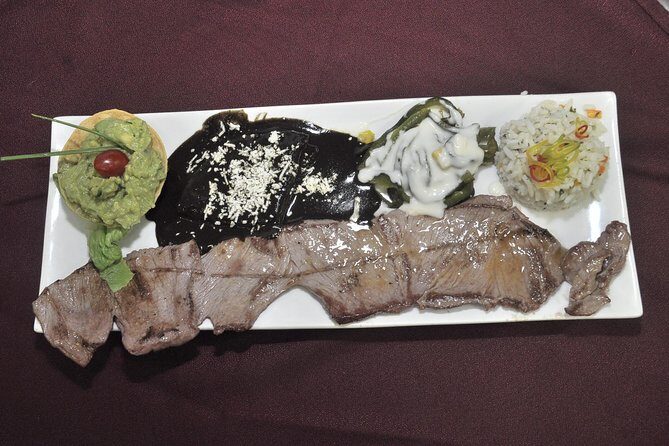 Dinner at the Revolving Bellini Restaurant in Mexico City - The Meal: What to Expect