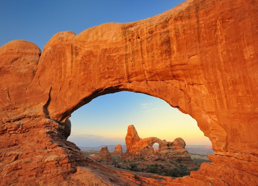 Discover Arches National Park: Private Tour from Moab - What You’ll Experience on This Tour