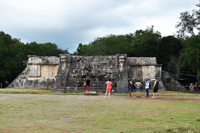 Discover Chichén Itzá & a Sacred Cenote. Lunch and transportation included. - Analyzing the Value and Who It’s For
