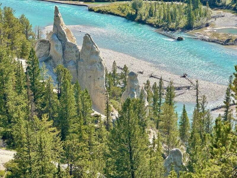 Discover the Best of Banff: Lakes, Mountains, Gondola Ride - Practical Details: What to Expect and Pack