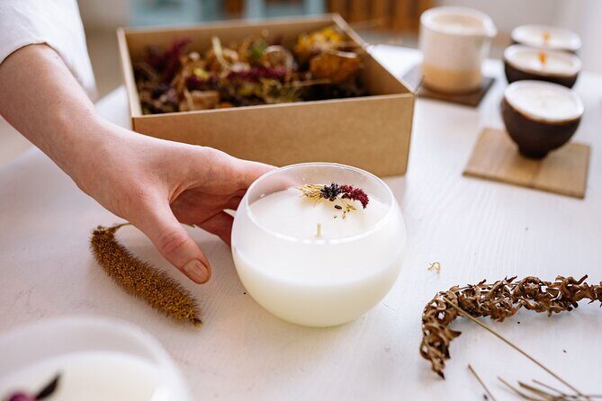 DIY Candle Making Class With Custom Scents in Brooklyn - The Experience from the Perspective of Travelers