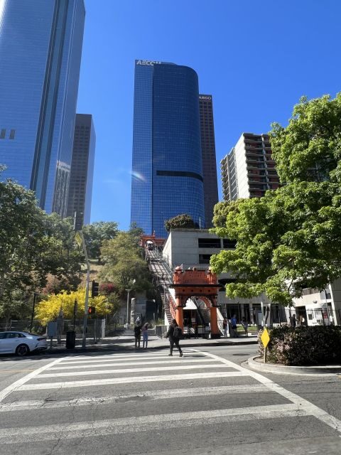 Downtown Los Angeles : Historic district & Little Tokyo - Discovering Downtown LA: A Contrast of Old and New