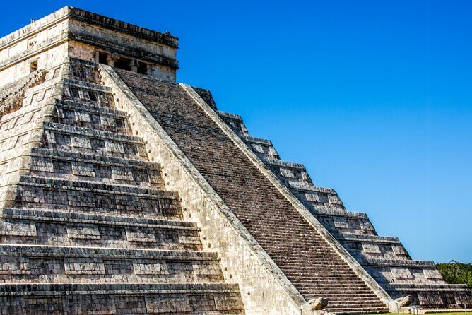 Dream Vacation in Cancun 5 Days Romantic Tour - Transportation and Group Size