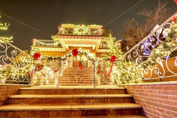Dyker Heights Holiday Lights Tour Christmas Magic in NYC - Starting Point and Overall Flow