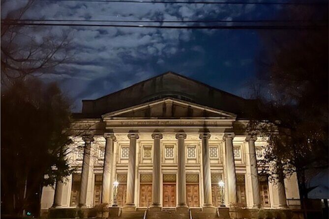 Eerie Old Louisville Photo Tour with Welcome Cocktail - Practical Details and Tips