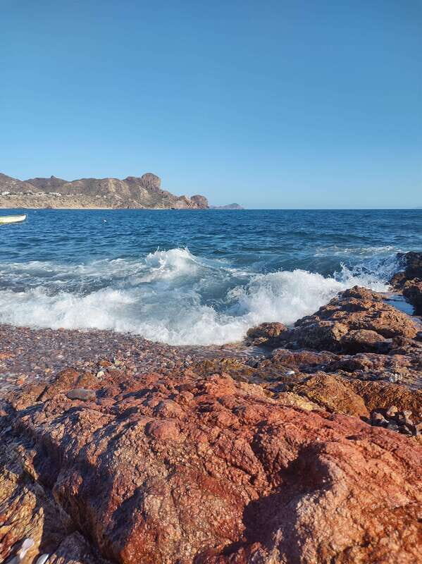 El Colorado: beach tour and hiking in Cerro Colorado - Who Should Consider This Tour?