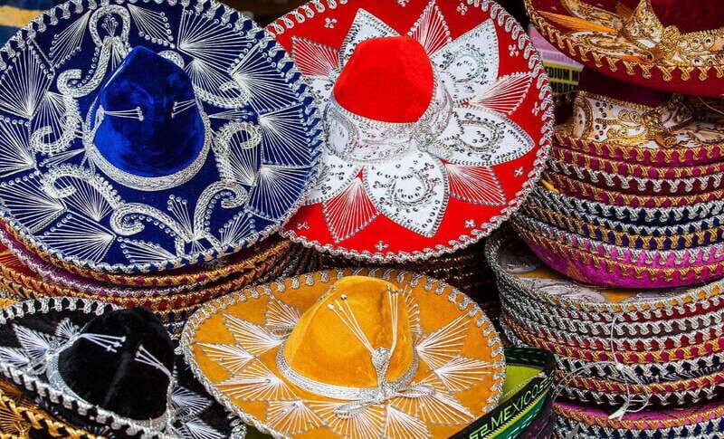 Ensenada: Guided City Highlights Tour with Margarita Tasting - Strolling Through the Seafood Market and Sipping Wine