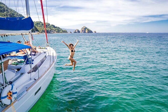 Exclusive Sailing Tour with Snorkeling in Puerto Vallarta - The Itinerary: What to Expect