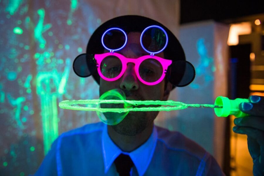 Exploratorium San Francisco: Adult-Only After Dark Admission - Who Should Consider This Experience?