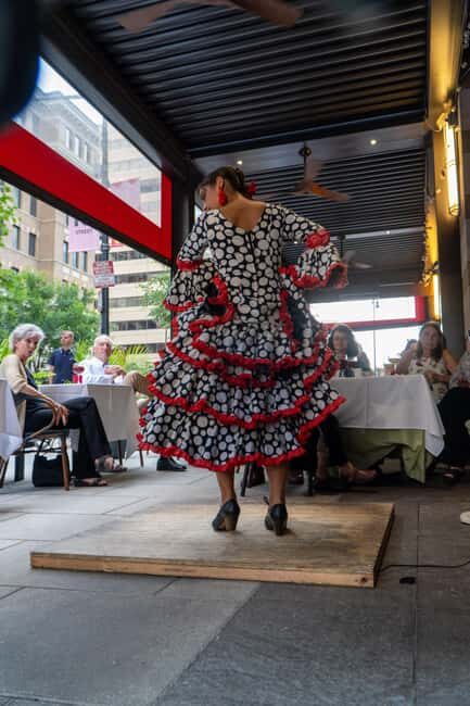 Flamenco Show with Dinner and Sangria - FAQs