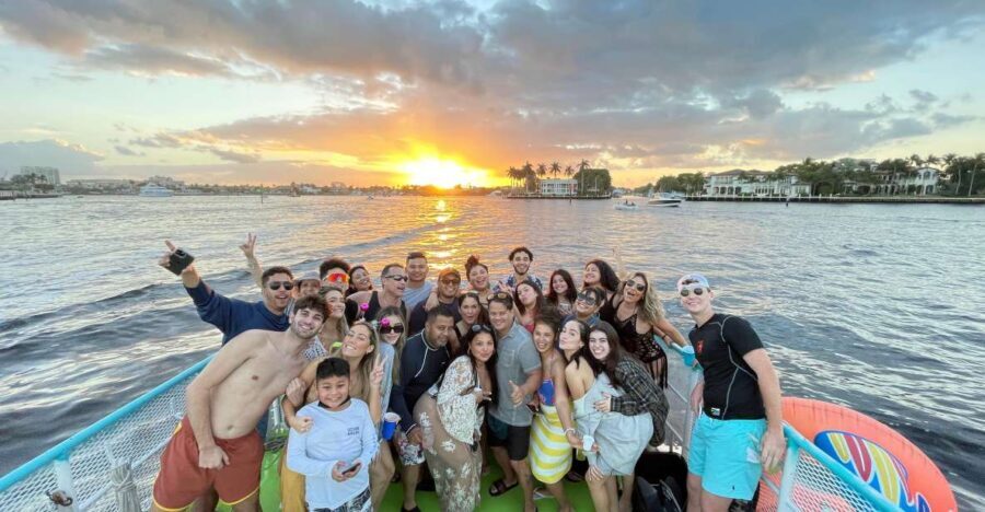 Fort Lauderdale: Evening Boat Cruise with Downtown Views - The Starting Point and Check-In