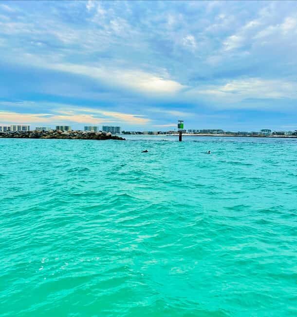 Fort Walton Beach: Emerald Coast 2-hour Dolphin Cruise - FAQ