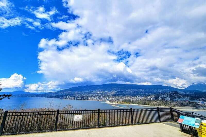 Four Hours of Vancouver Bliss: Unforgettable Memories Await - What Makes This Tour Valuable?