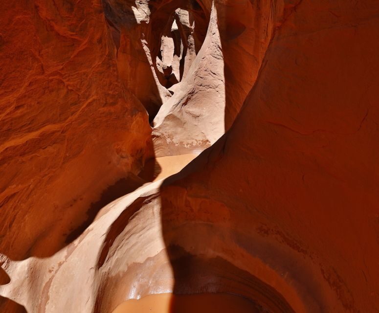From Escalante: Dry Fork, Peekaboo & Spooky Slot Canyon Tour - The Hike: A Loop Through Three Spectacular Canyons