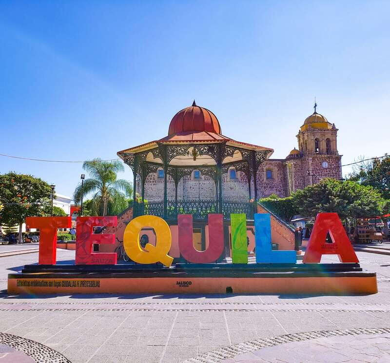 From Guadalajara: Town of Tequila & Jose Cuervo Factory Tour - The Heart of the Tour: La Rojeña Distillery