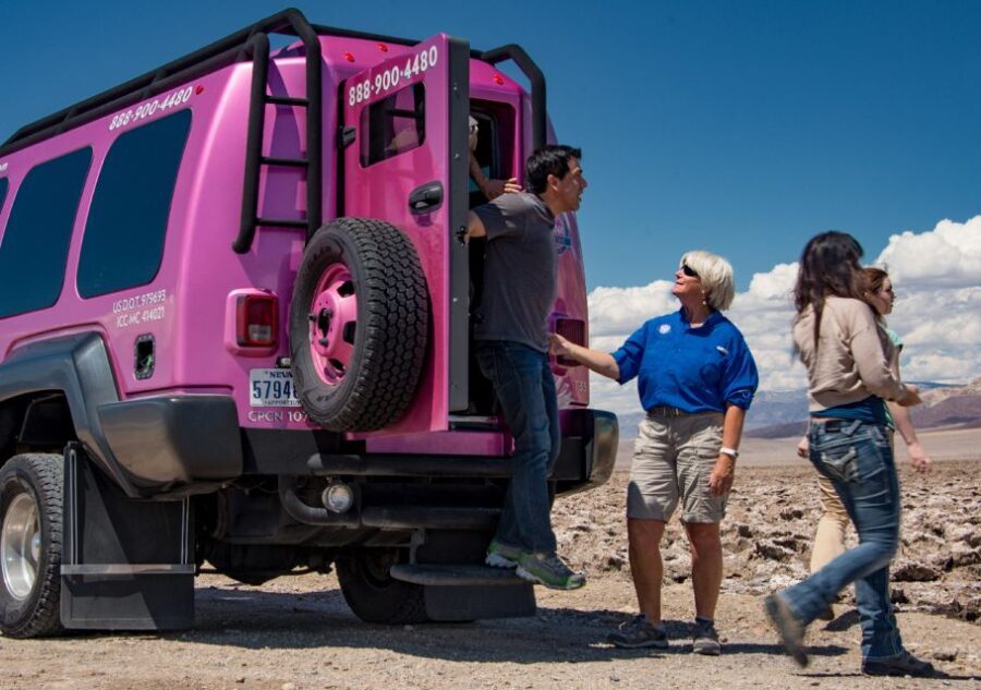 From Las Vegas: Death Valley Trekker Tour - The Major Stops and Their Significance