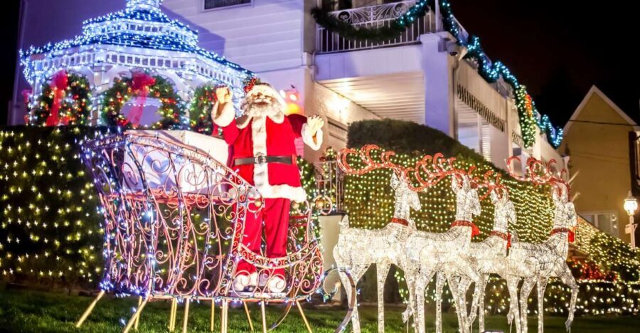 From Manhattan: Dyker Heights Holiday Bus Tour - The Experience’s Value: Is It Worth It?