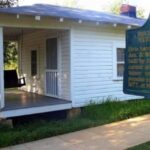 From Memphis: Elvis Presley Birthplace and Park Guided Tour - FAQ