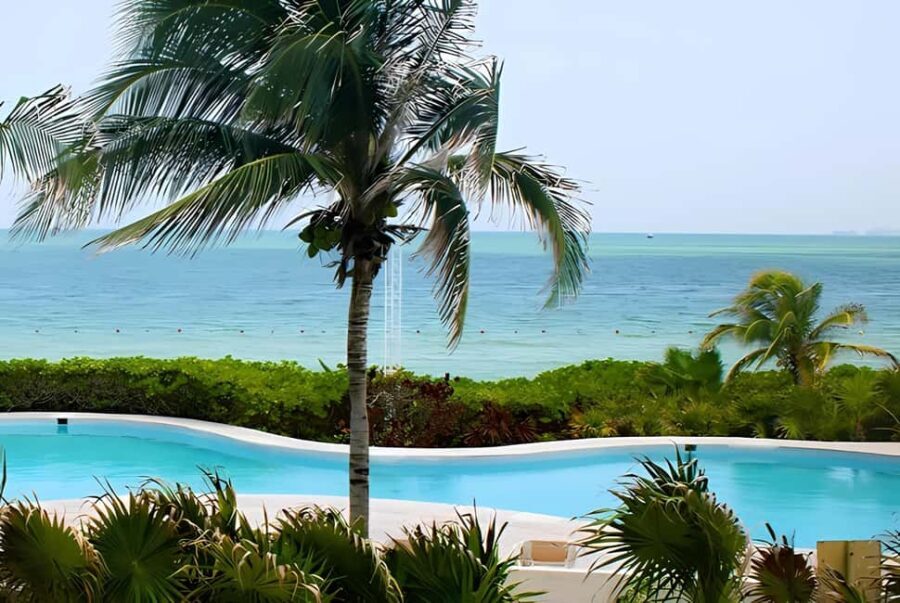 From Mérida: Enjoy nature, cenotes and beach in one day - Exploring the Ecological Reserve