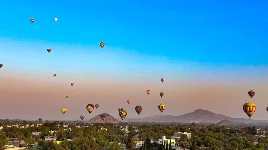 From Mexico City: Fly over Teotihuacan in a hot air balloon - Who Is This Tour Best For?