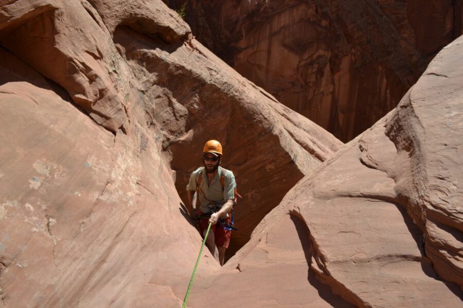 From Moab: Half-Day Zig Zag Canyon Canyoneering Experience - The Itinerary: Step-by-Step