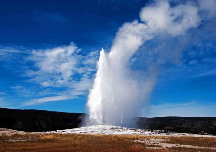 From Salt Lake City: 7-Day Yellowstone and Las Vegas Tour - Authentic Experiences and Guides