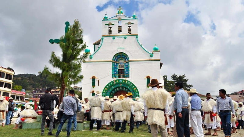 From San Cristóbal: Chamula and Zinacantán Guided Tour - Detailed Breakdown of the Tour Experience