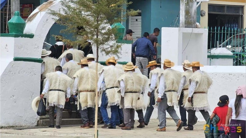 From San Cristobal: San Juan Chamula and Zinacantán Tour - Authenticity and Value