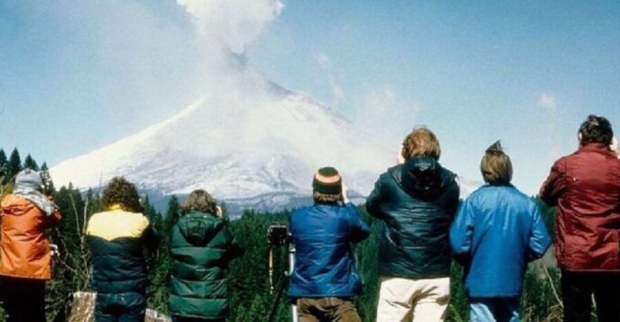 From Seattle: Mt Saint Helen Tour - What to Expect from the Mount St. Helens Tour