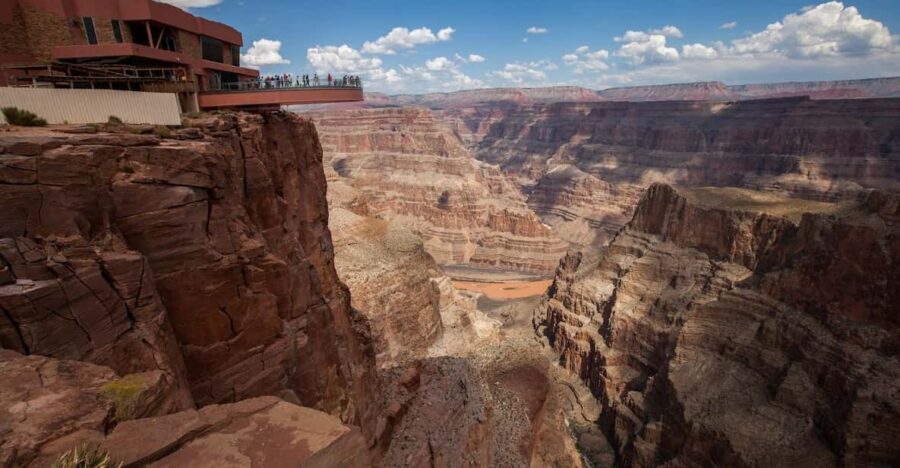 From Vegas: Grand Canyon Helicopter with Eagle Point Landing - An In-Depth Look at the Tour Experience