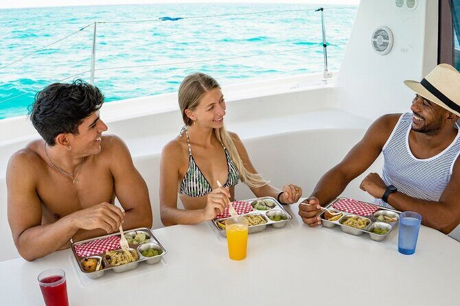 Full Experience Isla Mujeres: Food aboard + Premium drinks + Snorkel + Free time - Who Should Consider This Tour?