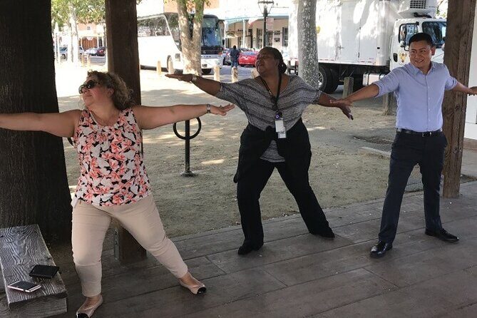Fun City Scavenger Hunt in Baton Rouge by Crazy Dash - How the Tour Works