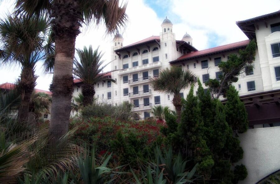Galveston: Haunted Pub Crawl Walking Tour - Who Will Love This Tour?