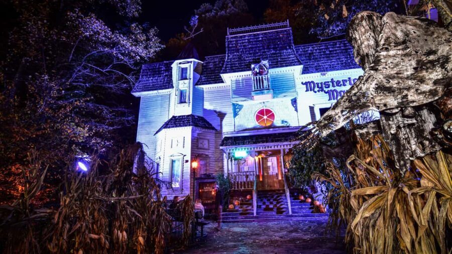 Gatlinburg Ghost Tours: Gilded Age Graves and Ghouls - The Itinerary: What You’ll See and Hear