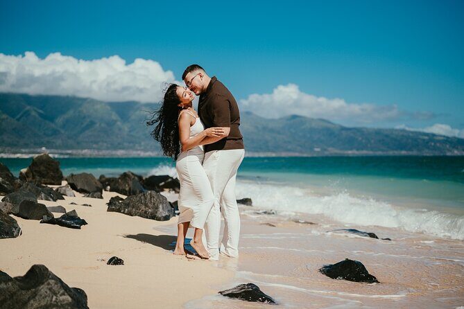 Get Engaged on Maui Beach with a Photographer - The Experience Breakdown