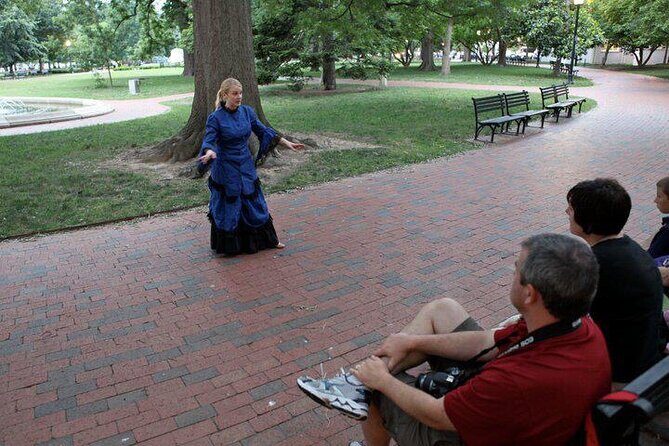 Ghosts of Lafayette Park Evening Tour in Washington DC - FAQ