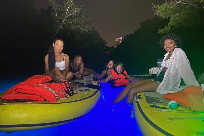 Giant Glow Paddleboarding the Downtown Skyline with Bats - Detailed Review of the Austin Glow Paddleboard Experience