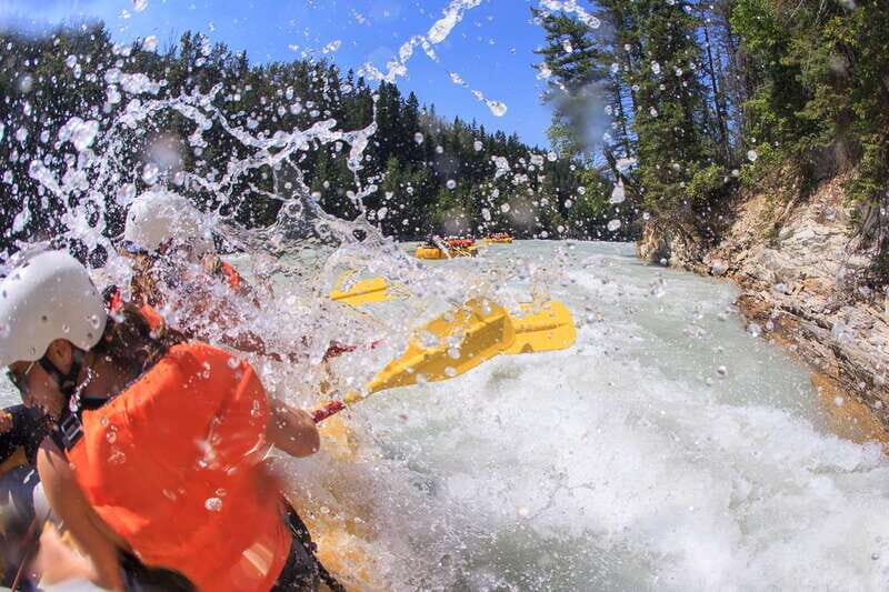 Golden, BC: Kicking Horse River Whitewater Raft Experience - End of the Day and Facilities