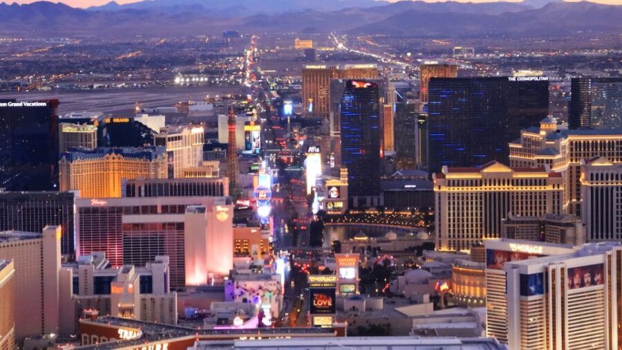 Grand Canyon Helicopter Landing Tour with Vegas Strip - The Experience of a Lifetime, With Practical Considerations