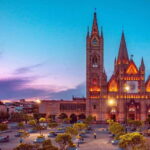 Guadalajara: Guided Tlaquepaque Night Tour with Hotel Pickup - What Travelers Can Expect: Experience and Practicalities