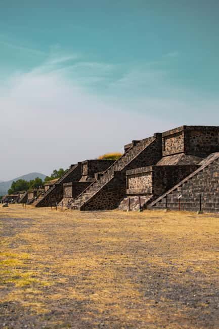 Guided tour of Mexico City: Teotihuacan, Guadalupe, and the Mexica city of Tlatelolco - The Journey Begins: Convenient Pickup and Transit