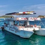 Guided Tours of the 7 Bays of Huatulco Oaxaca in Catamaran - The Boat and Onboard Experience
