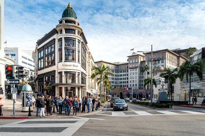 Half Day LA Tour: Hollywood, Beverly Hills & Santa Monica - The Experience of a Guided Tour in LA