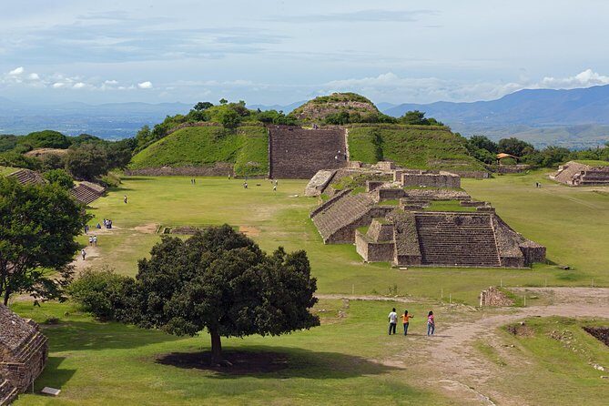Half day tour to Monte Albán - The Itinerary in Detail